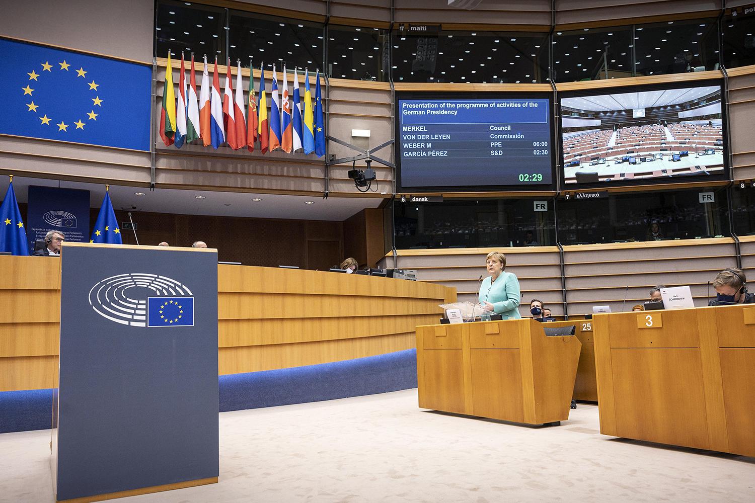 03 Chancellor Angela Merkel in Brussels / speech in European Parliament ...
