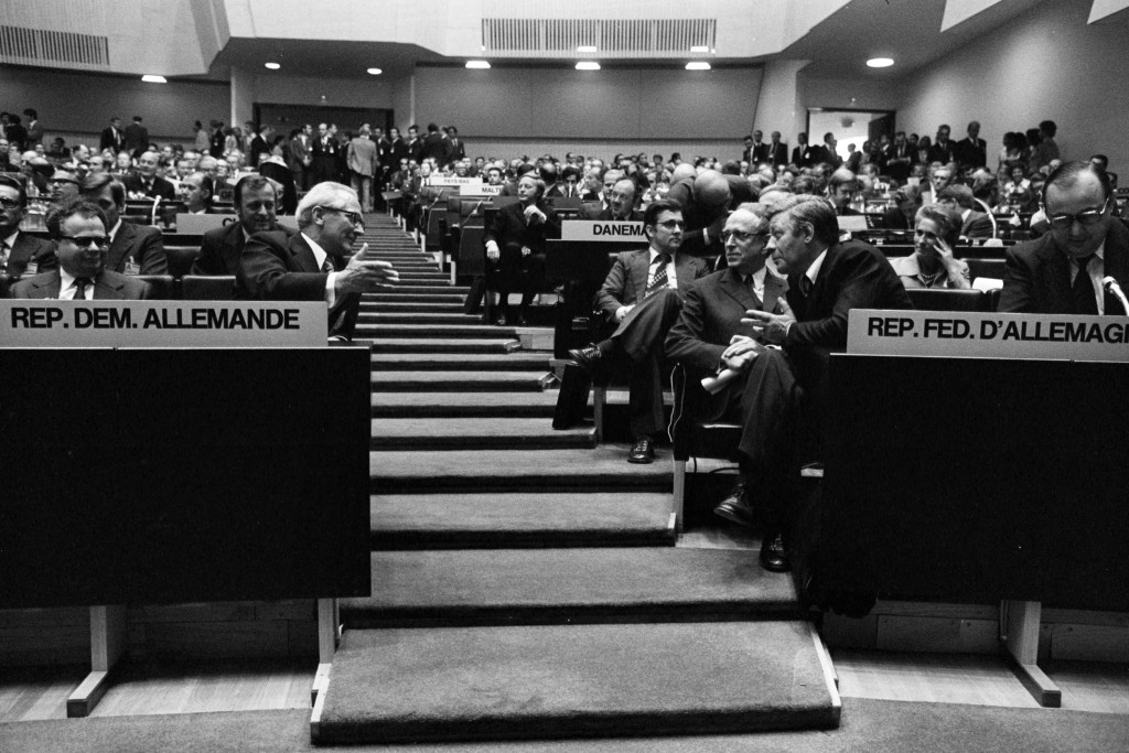 The signing of the Helsinki Final Act is seen as a highlight of ...