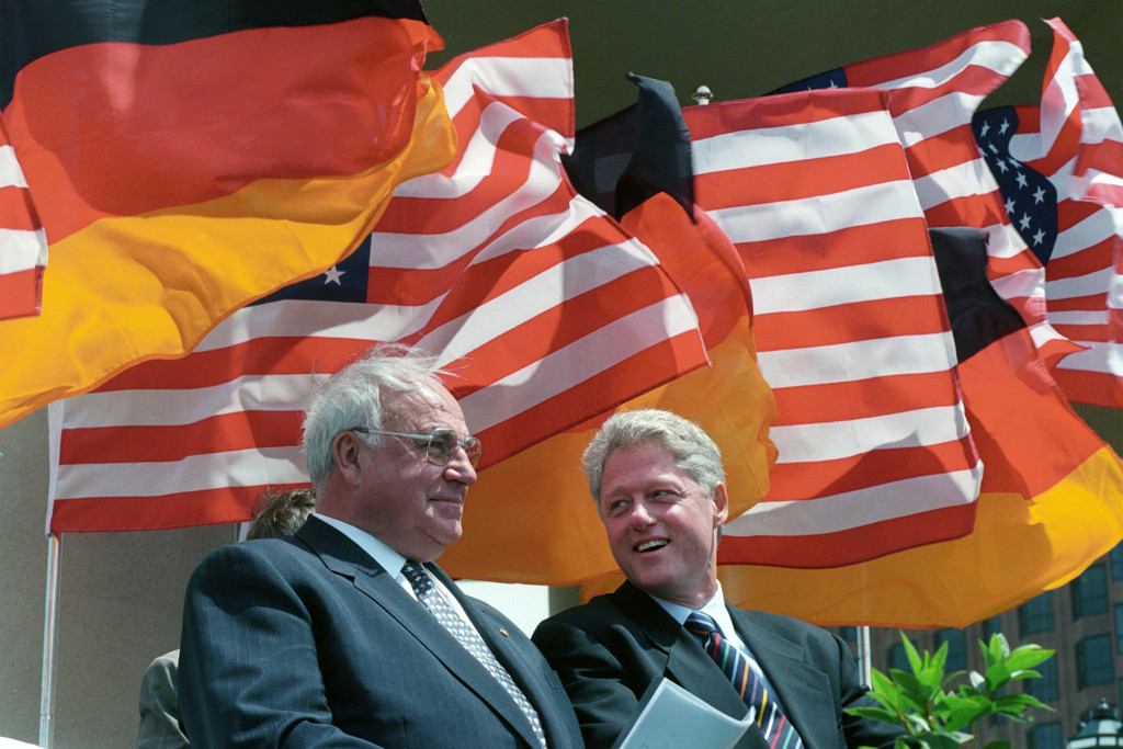 Milwaukee, 22 mai 1996 : le chancelier allemand Helmut Kohl se rend à ...